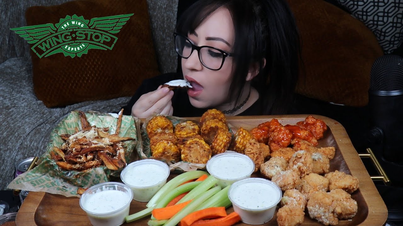 WINGSTOP MUKBANG | EATING SHOW | Q&A - YouTube