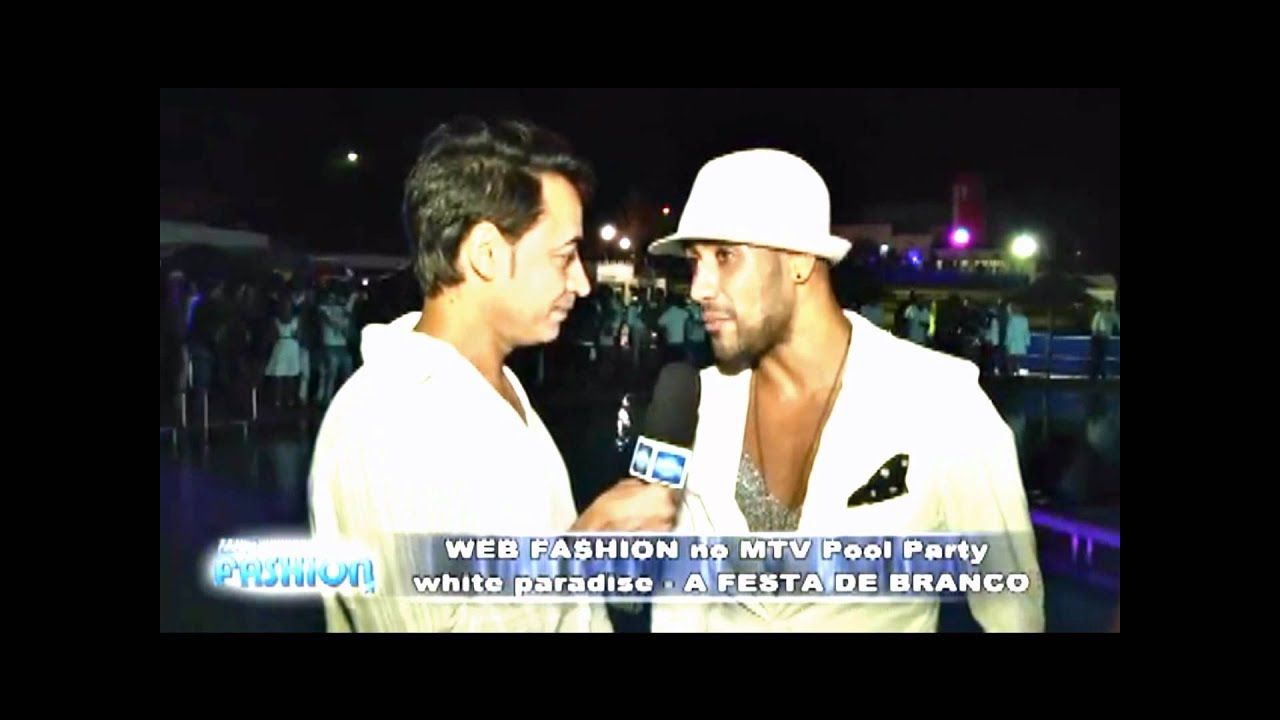 Bryan Wilson & Sebastian Crayn in MTV Pool Party - YouTube