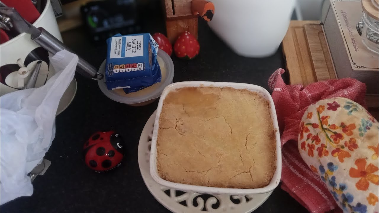 Nana cooks old style cottage crumble with a twist shout down ... - YouTube