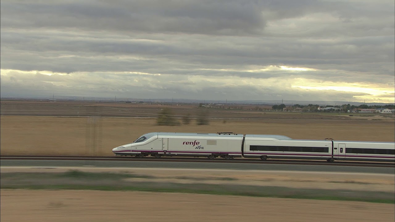Nuestra flota de alta velocidad: Ave S112 - YouTube