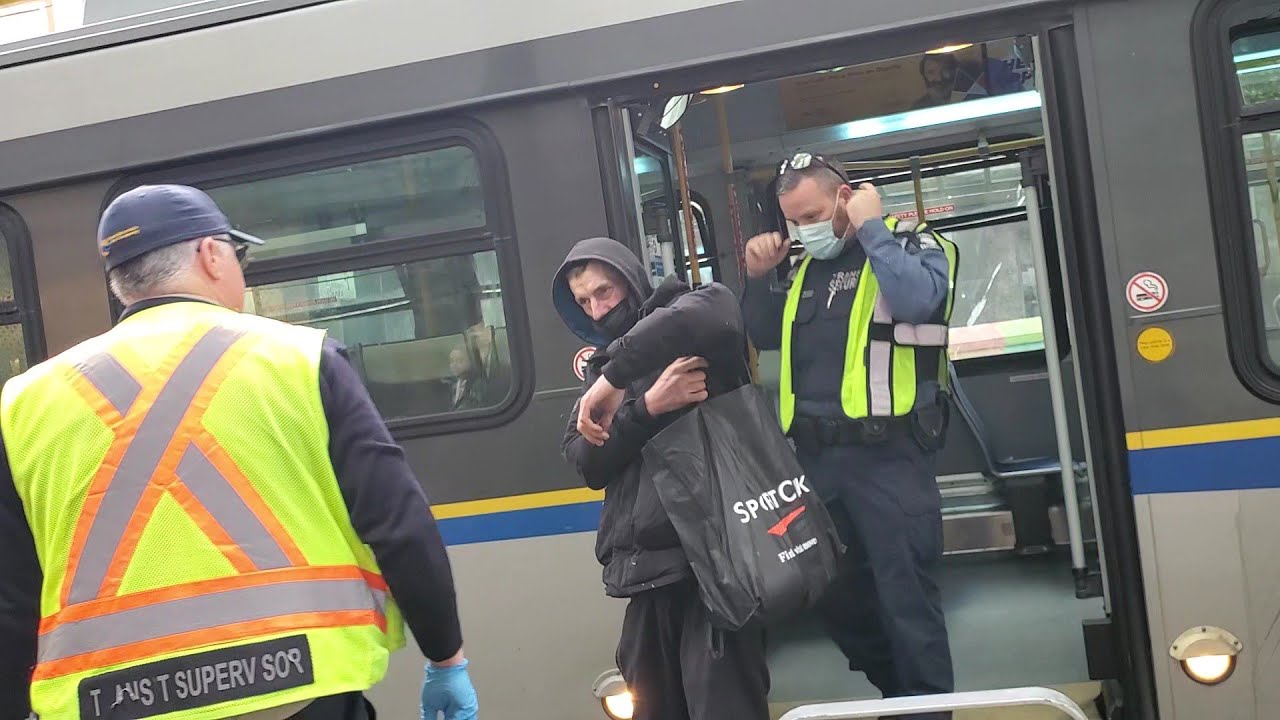 TransLink Transit Security and supervisor kick homeless guy off the bus ...