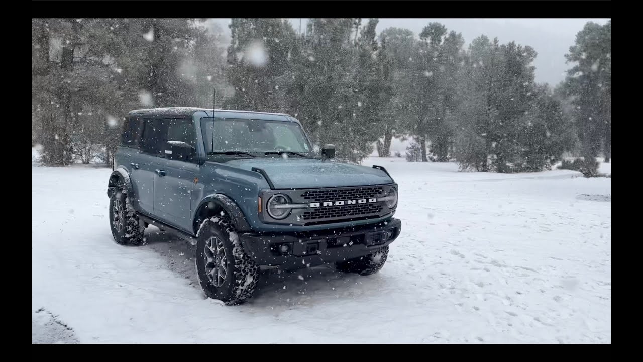 Snowstorm in Ford Bronco Badlands - YouTube