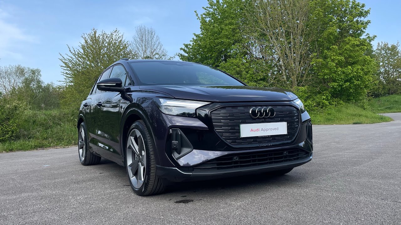 AUDI Q4 BLACK EDITION 40 E-TRON - CAMBRIDGE AUDI - YouTube