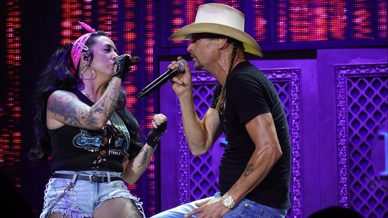 Kid Rock Live 2022 🡆 Picture ⬘ w/ Kat Perkins 🡄 June 24 ⬘ The Woodlands ...