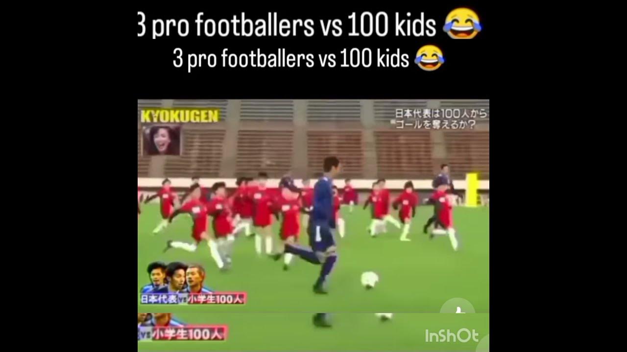 3 football players vs 100 kids🤯🤯🤯 - YouTube