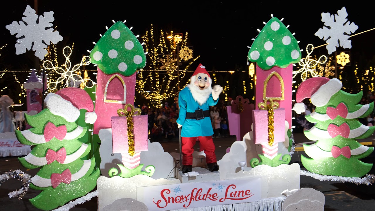 Bellevue Snowflake Lane 2018 - YouTube