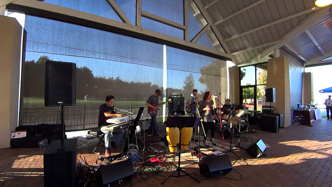 Jessica Shum & ideaband - Before He Cheats (live at Skywest Golf Course ...