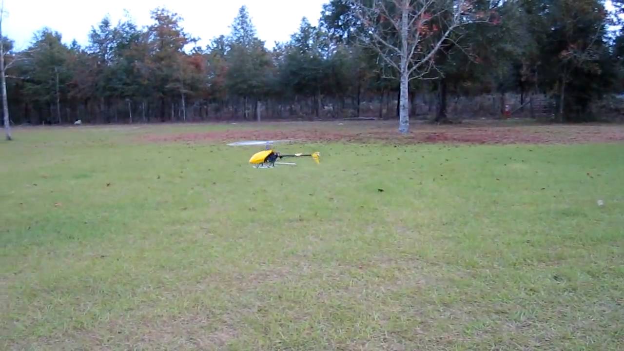E Razor 450 Heli Hover with piro - YouTube