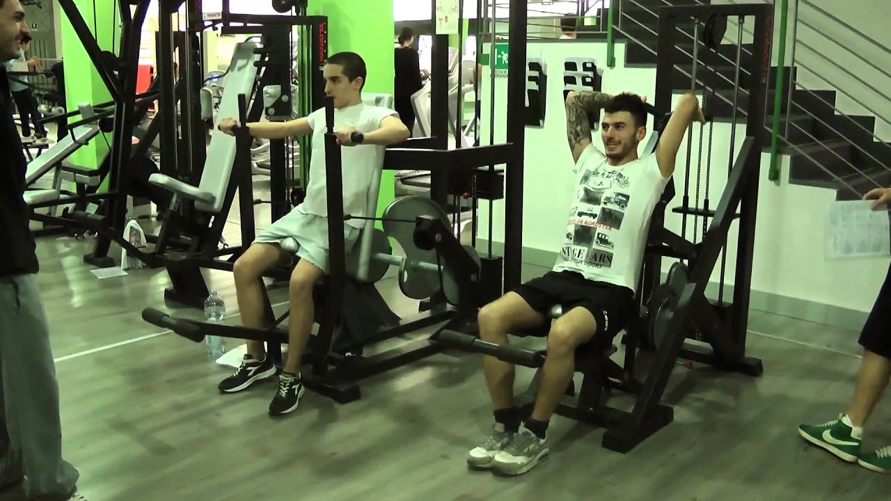 Palestra Platinum Gym Aversa Video Presentazione intro - YouTube