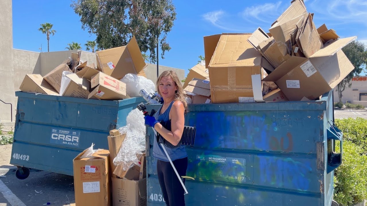 Dumpster Diving- Rescuing what your favorite stores throw in the trash ...