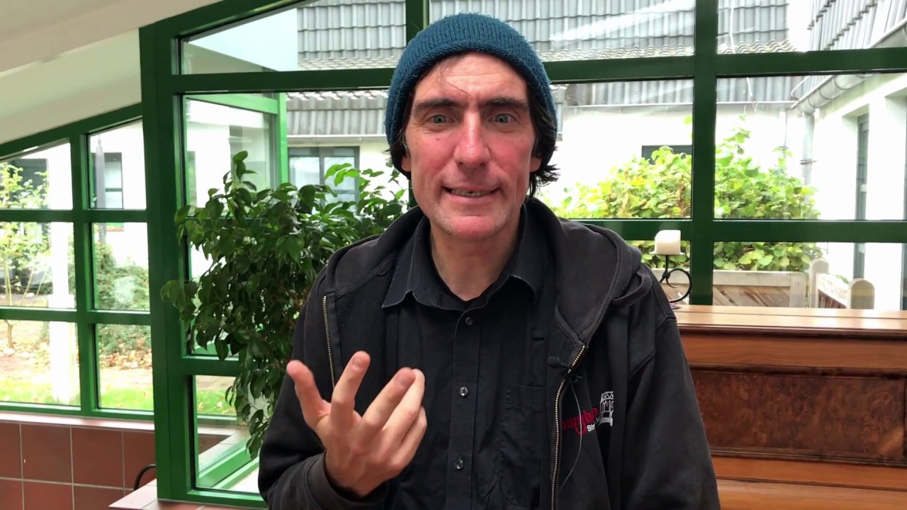 88_Schauspieler Hendrik Becker über Marie Juchacz - YouTube
