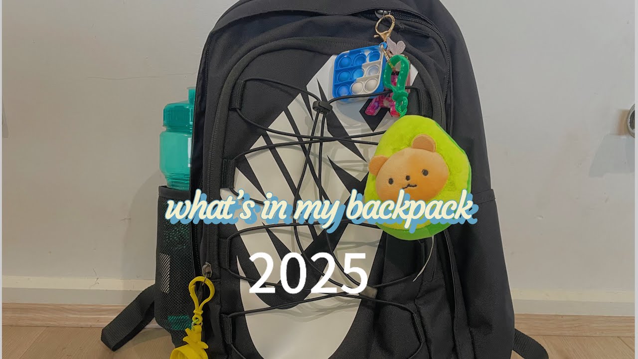 What’s in Ash’s backpack ☀️🌊🌺🪷#backtoschool #aesthetic #school #blowup ...