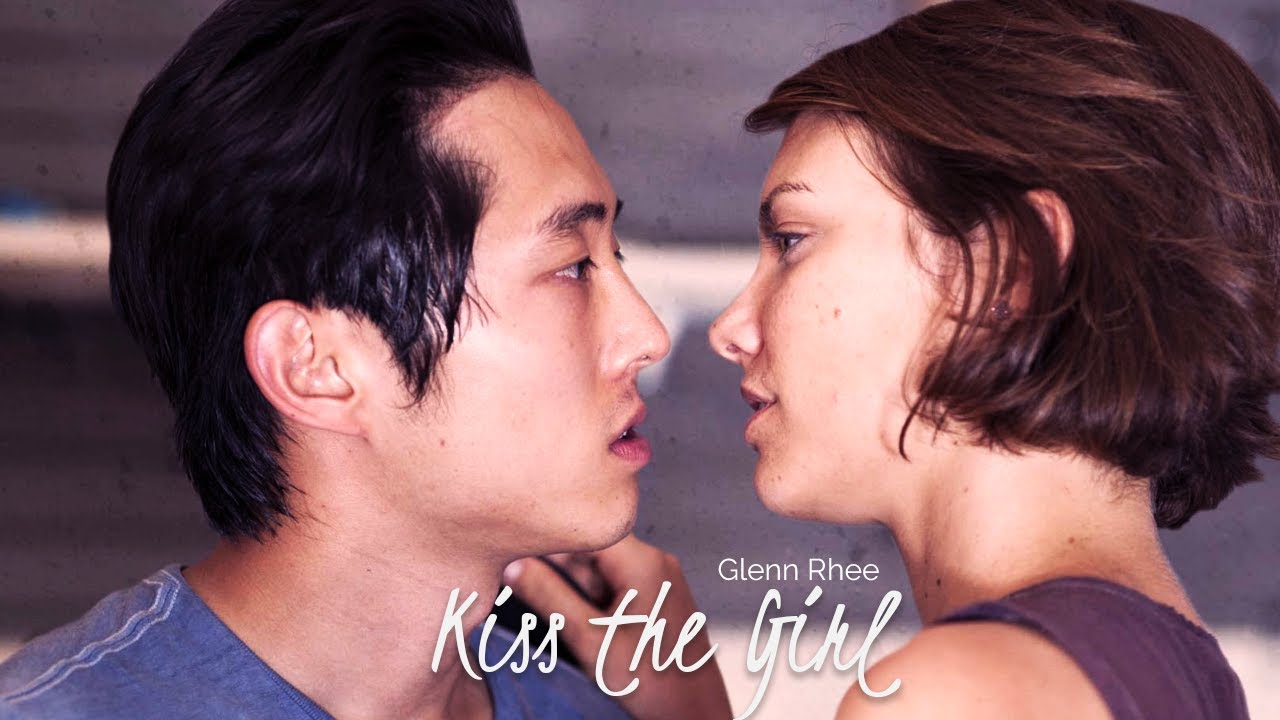 Glenn And Maggie Kiss