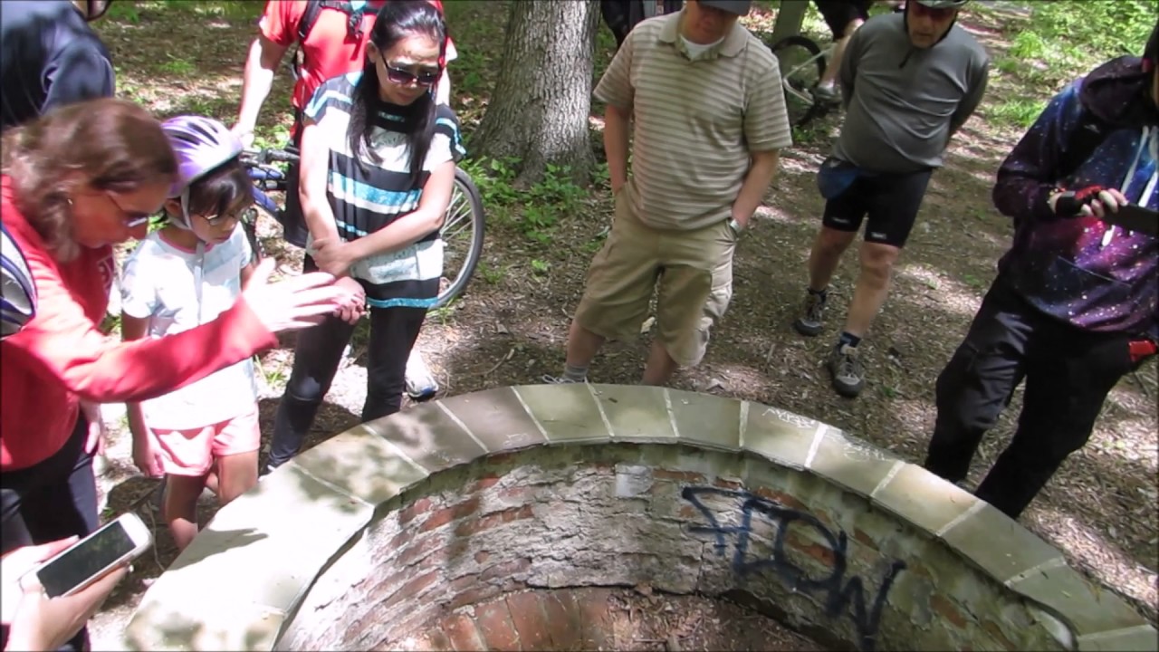 Crane Fountain Parlor Rock - YouTube