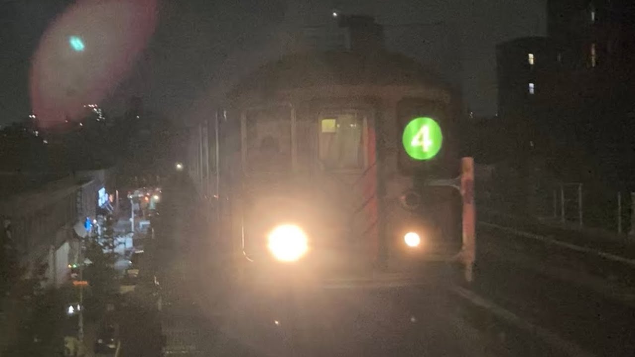 (4) Local Train Action at 183rd Street - YouTube