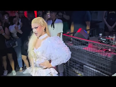 Felicia Ding performing a KZ Tandingan remix at the Marina Summers ...