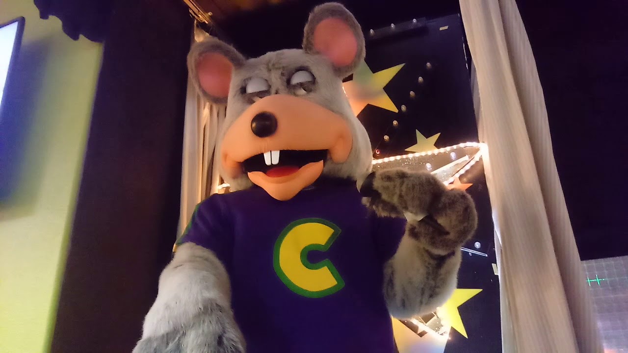 Chuck E. Cheese Kooser, CA - Giant Armadillo named Phil - YouTube