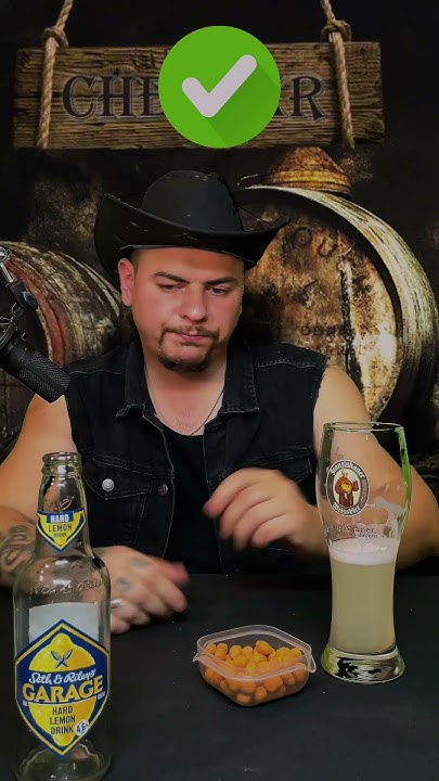Честер пробует Пиво НЮ 😂🍺 - YouTube