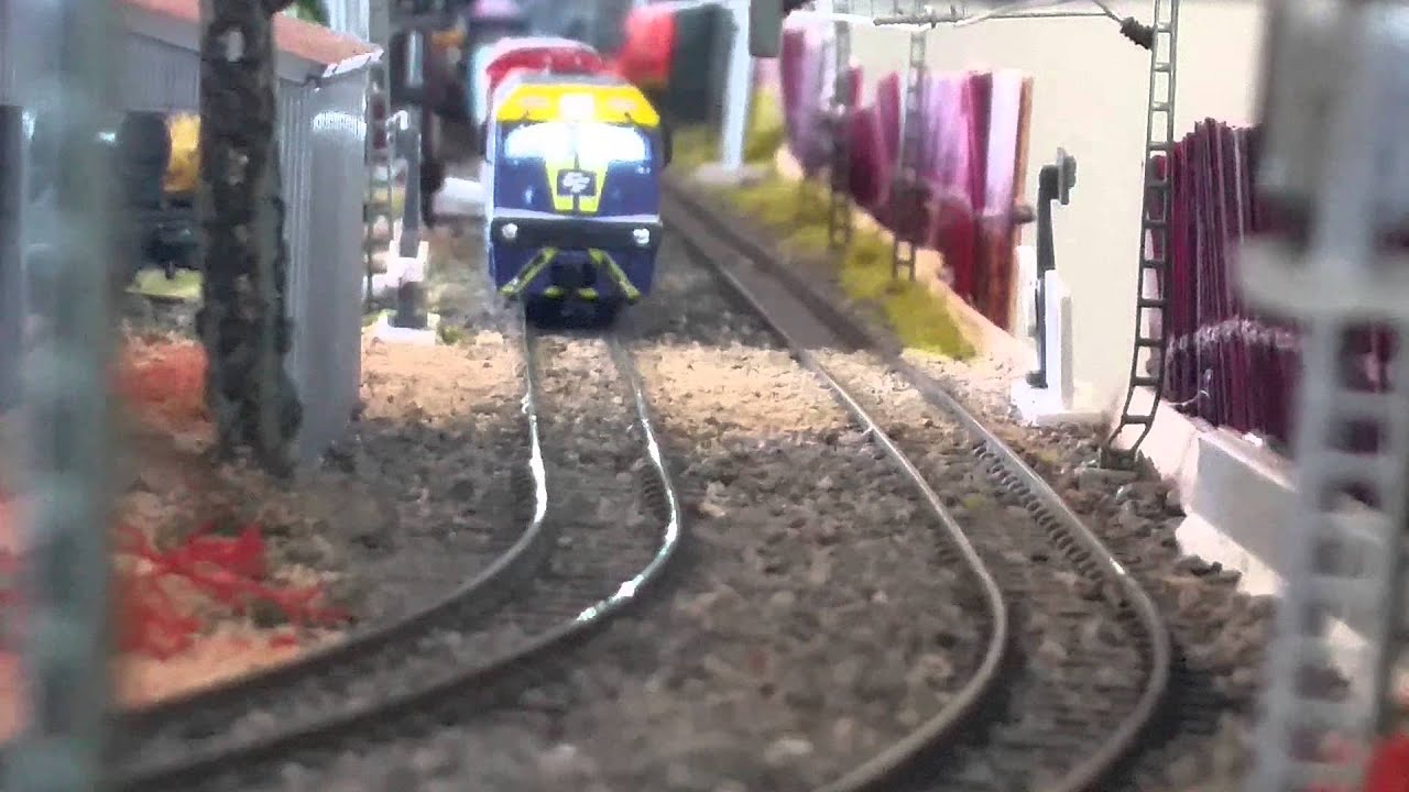 EL CLASS LOCOMOTIVE - YouTube
