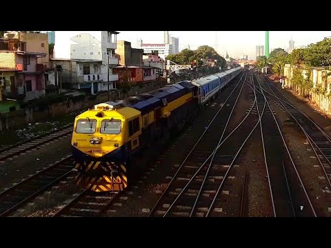 Class M11 Locomotive is hauling Yal Devi Express Train - YouTube