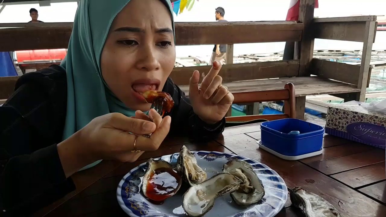 Makan #Oyster di Rakit|Muar,Johor,Malaysia|Vlog05 - YouTube