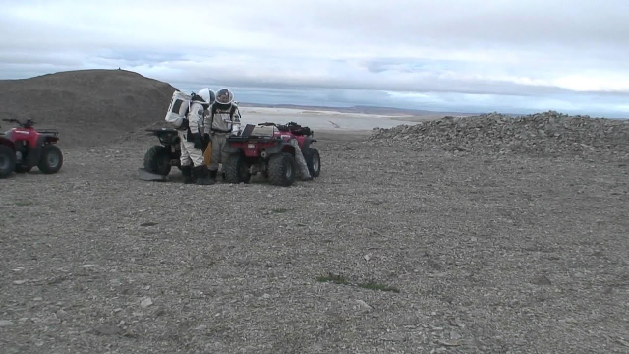 FMARS 2009 - EVA14 in HD - Flight of Prioria Maveric UAV at Trinity ...