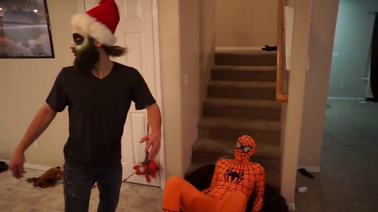 Joker Santa Vs Orange Spiderman Holiday Superhero Movie - YouTube