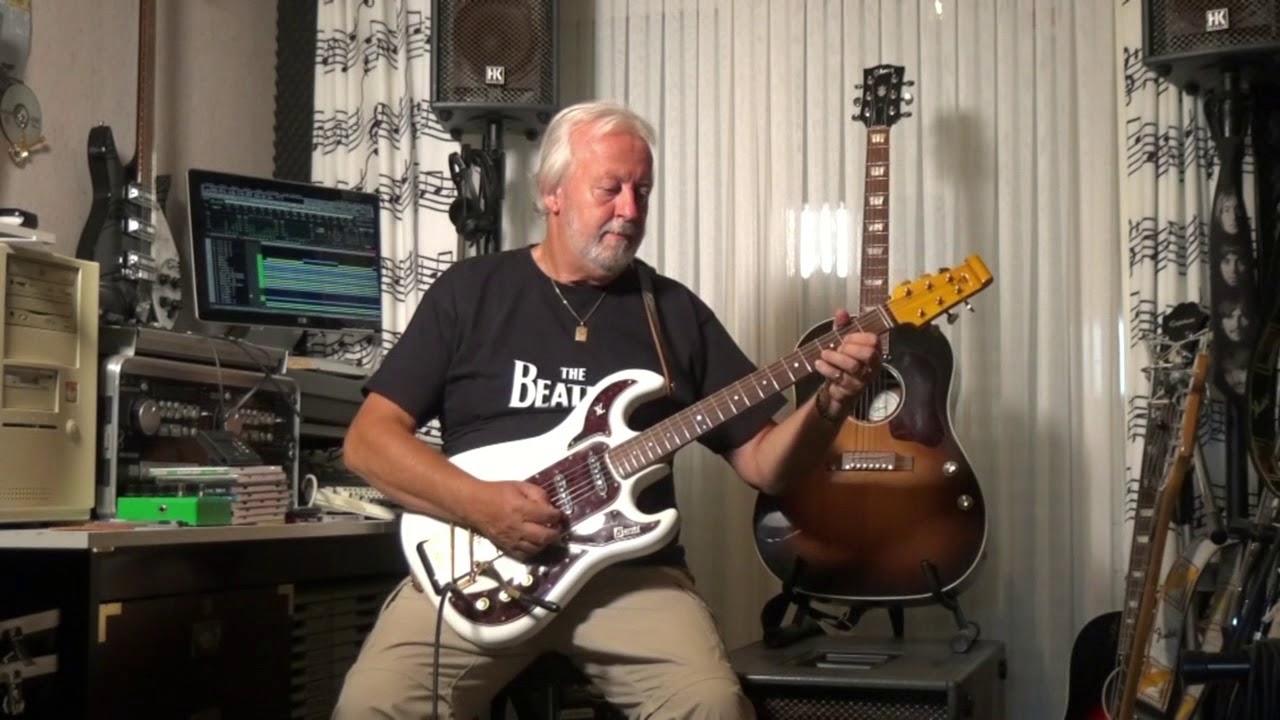 Paper Roses - Marie Osmond / Anita Bryant (played on guitar by Eric ...