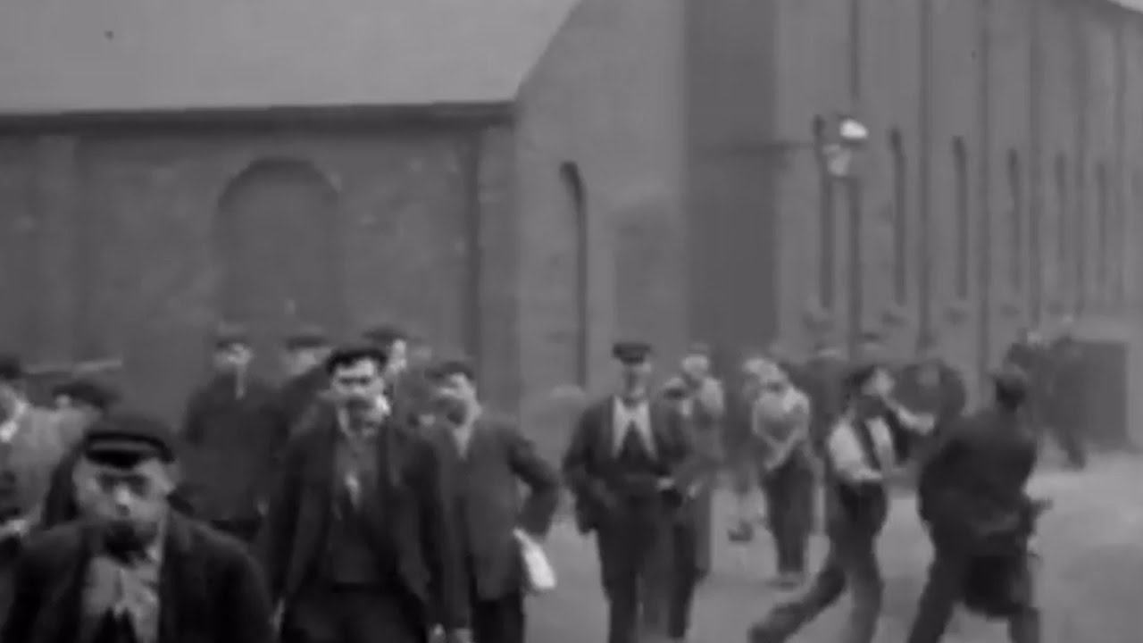 First ever recorded street fight - YouTube
