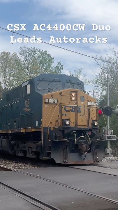 CSXT GE AC4400CW Duo Leads Autoracks - YouTube