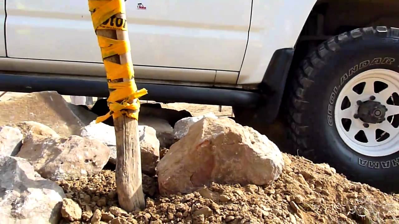 Nissan Patrol Rock Challenge - YouTube
