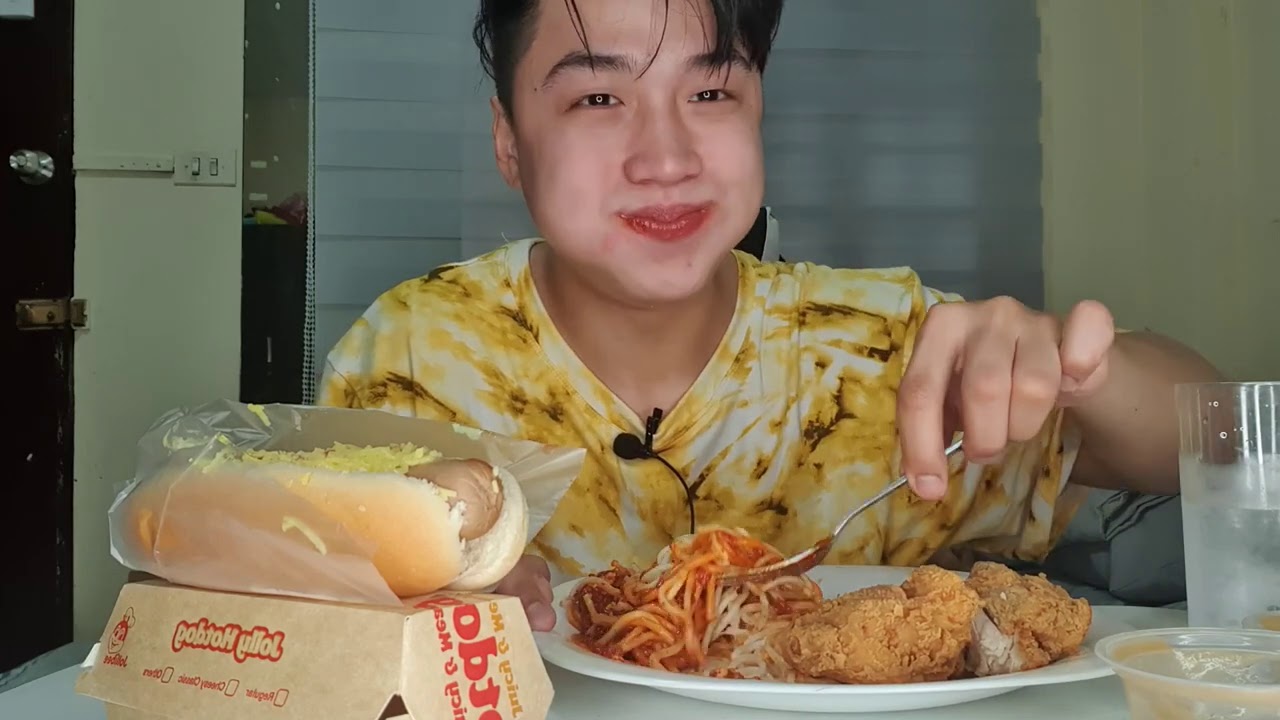 JOLLIBEE MUKBANG! | RYAN ARMENTA - YouTube