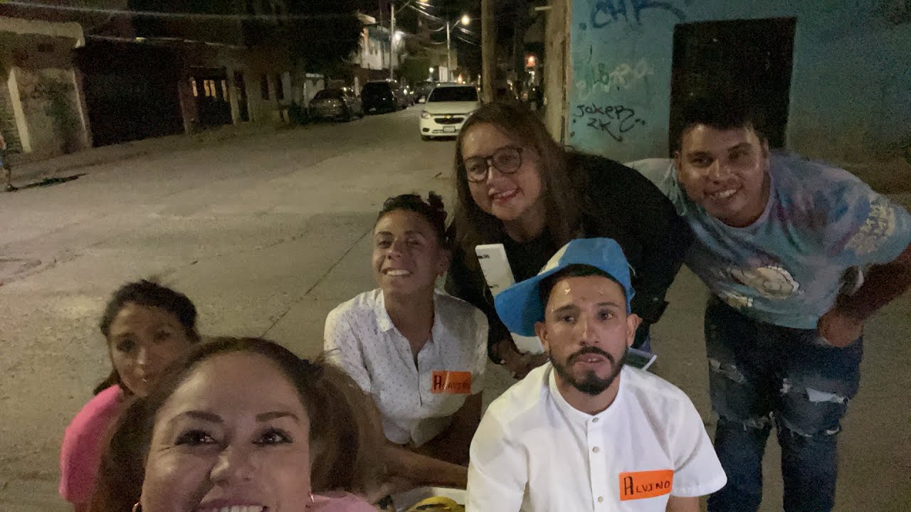 Hoy presentamos nuestra primera clase en la escuelita!!!! - YouTube