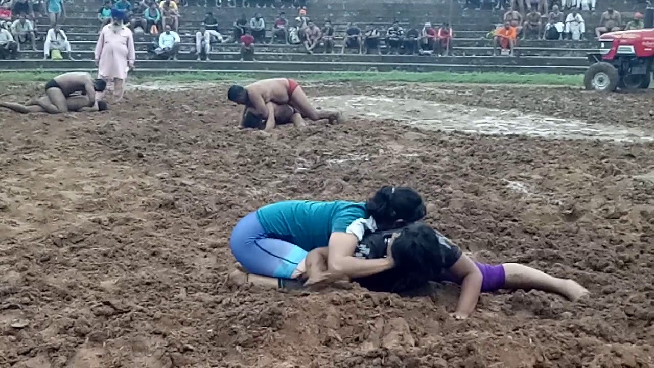 Kritika rajput Pahalwani Hamirpur(1) - YouTube