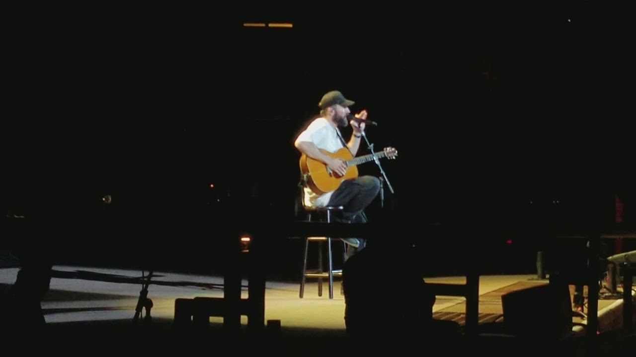 Sam Hunt Sings array of songs - YouTube