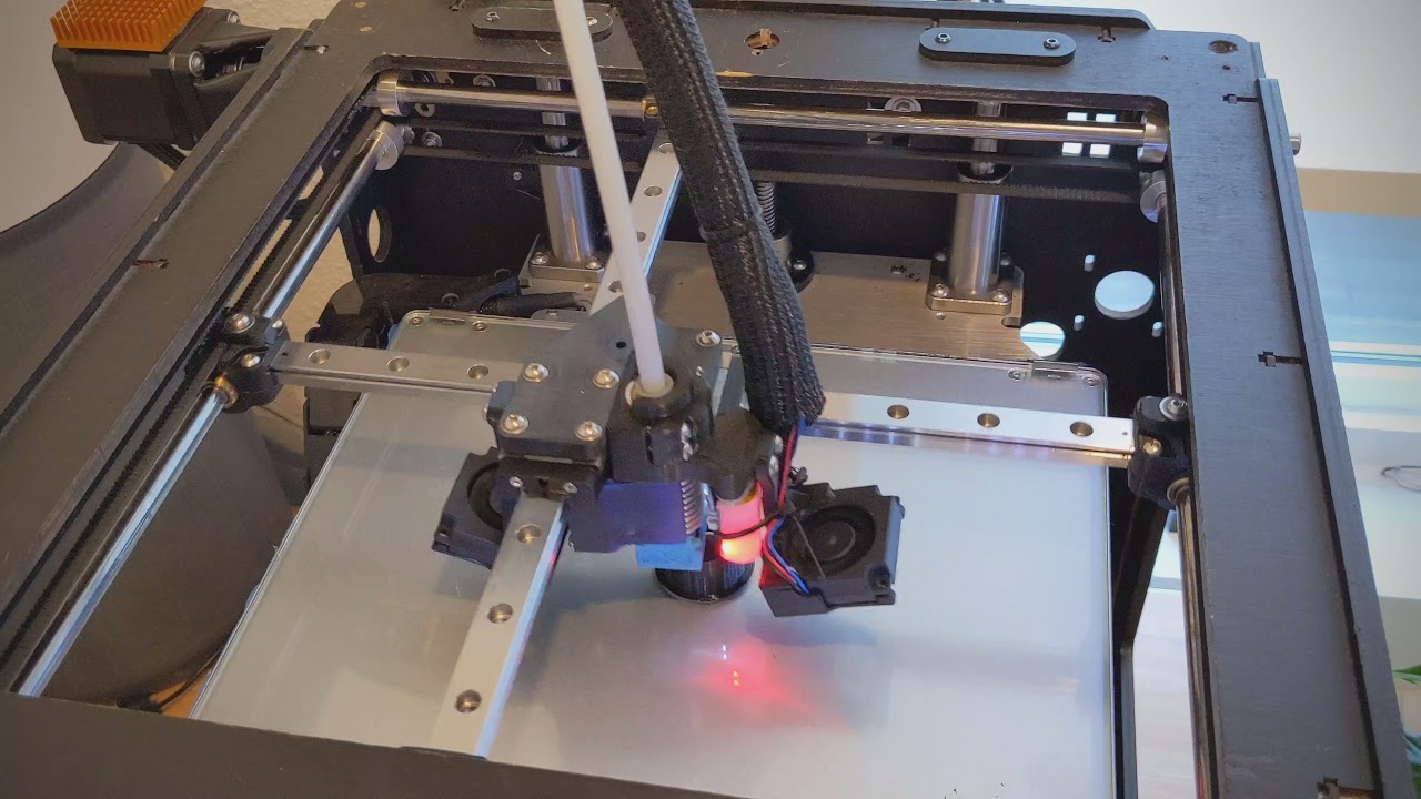 Ultimaker: 12mm Linear Rail / E3D-V6 Conversion - YouTube