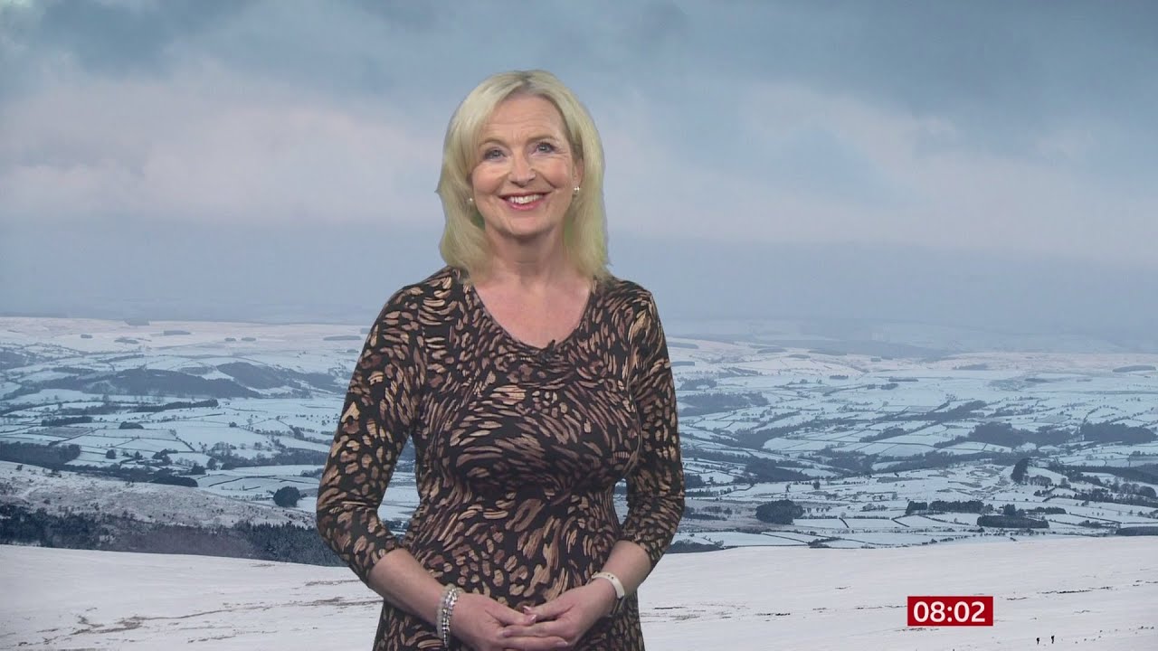 Carol Kirkwood - BBC Breakfast Weather 25/11/2021 - HD - YouTube