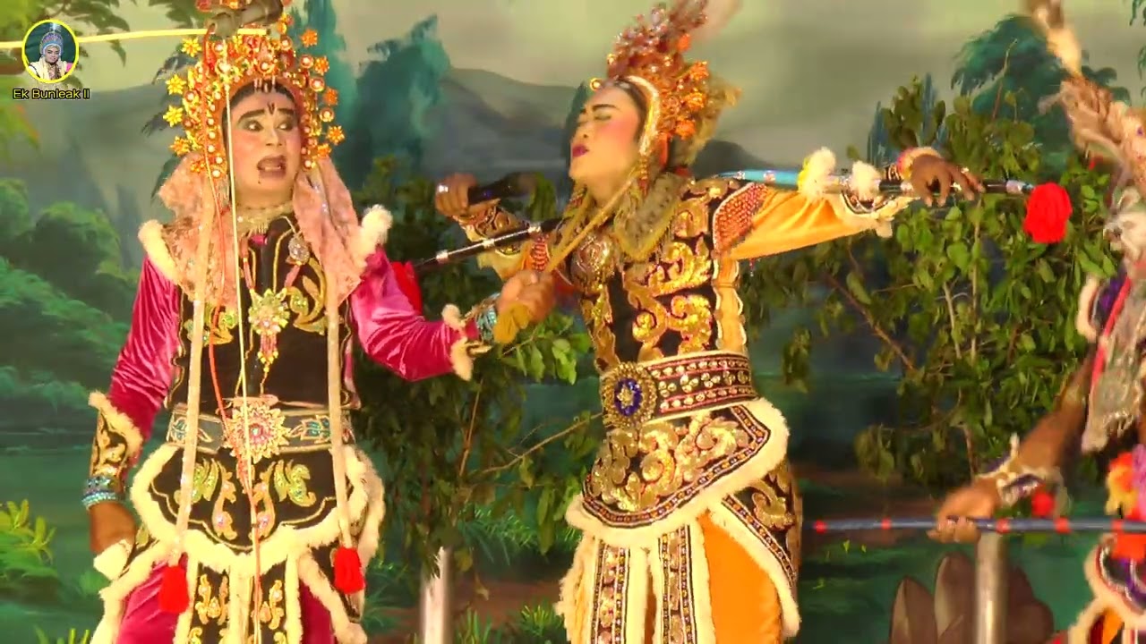 ល្ខោនបាសាក់ រឿងវិជ័យវង្សាបុប្ផាឈូកសរ ភាគទី៧-Lakhon basak Vichey Vongsa ...