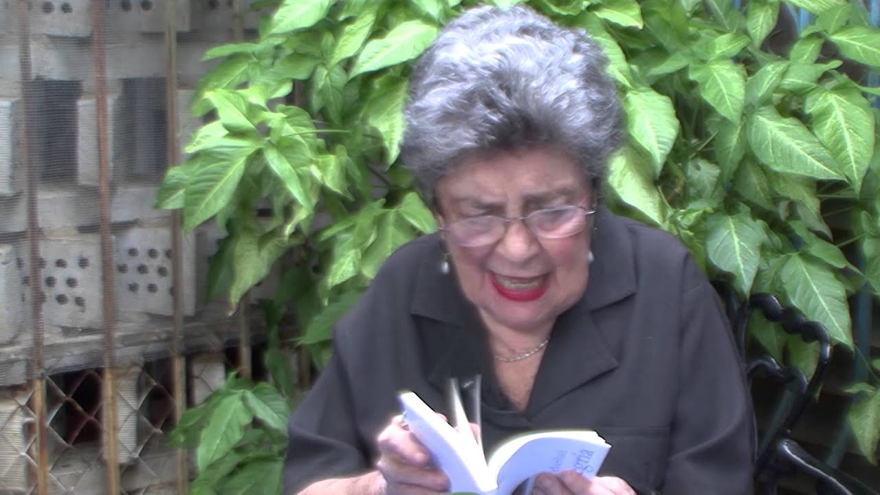 Claribel alegria poesia - YouTube
