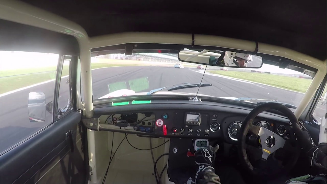 DCT8 Racing MGB with Equipe GTS Silverstone National 30th March 2019 ...