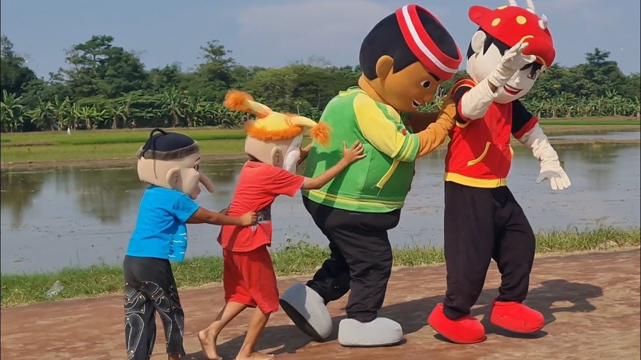 BADUT BOBOIBOY JOGET DJ REMIX BARENG BADUT JOKER LUCU BANGET!! - YouTube