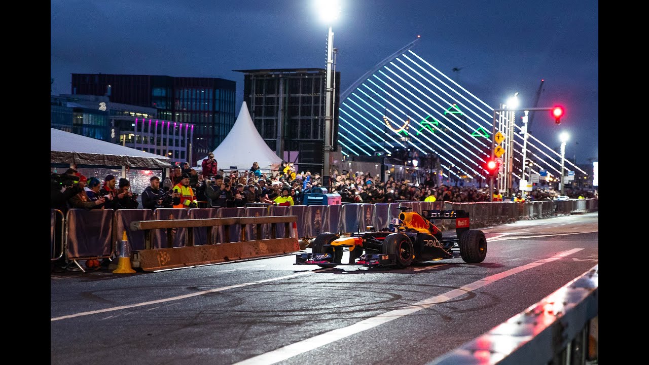 Red Bull's video montage of its Showrun event in Dublin on January 15 ...