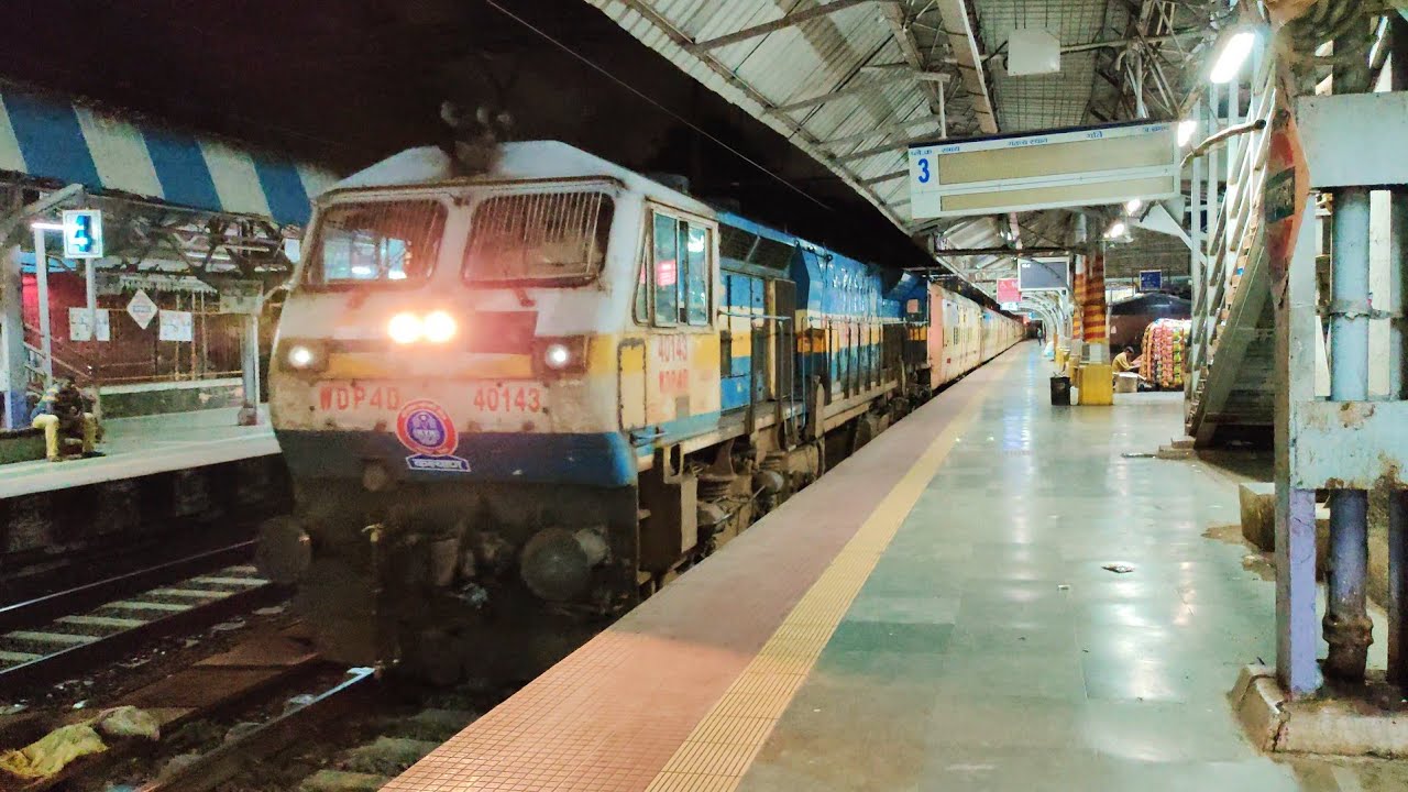 KYN WDP4D PULLING EMPTY RAKE OF 11003 TUTARI EXPRESS TOWARD DADAR ...