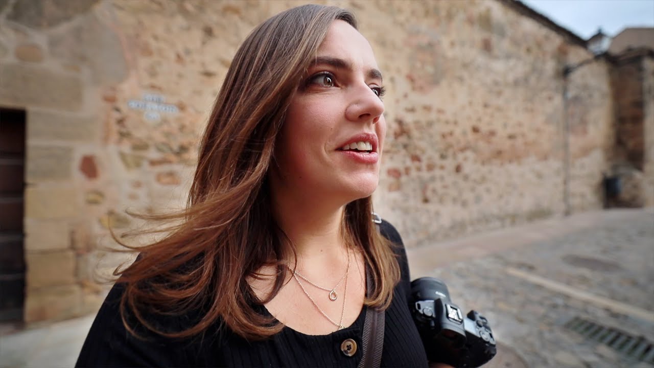 Guerilla shooting a music video - YouTube