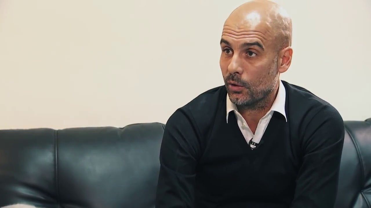 DIRECTV Sports™ - Entrevista con Pep Guardiola - YouTube