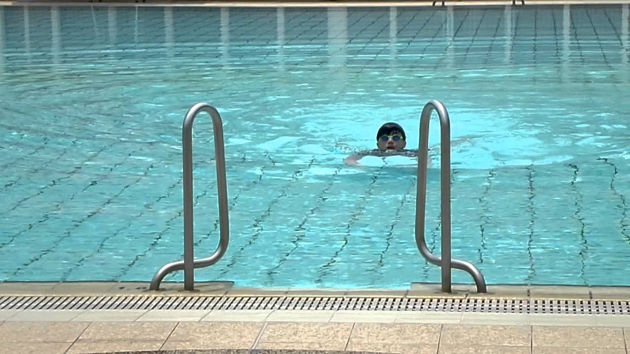 Superstar Celebrity Kurt Tay go Swimming on 29Sep2014 - YouTube