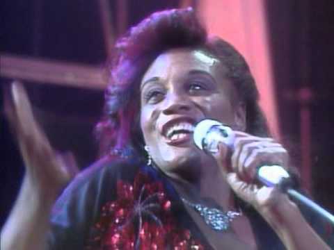 Evelyn Thomas - Heartless (From Peter's Pop Show) - 1984 - YouTube
