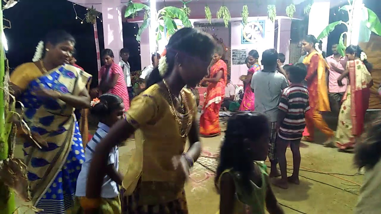 Santhana mariamman kovil Kummi pattu - YouTube