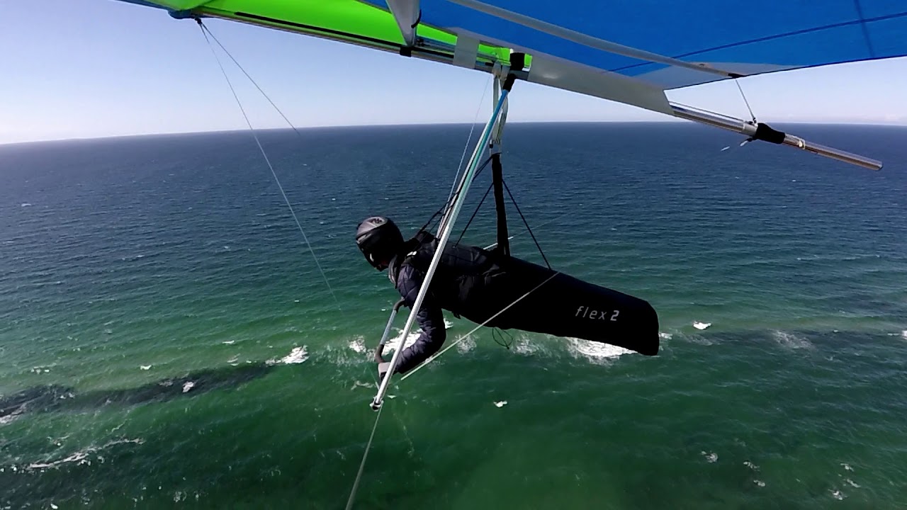 Hang gliding Ridge soaring on a light day. - YouTube