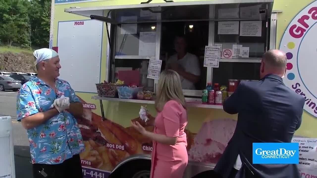 FOOD TRUCK FRIDAY: Gramma Lil's - YouTube